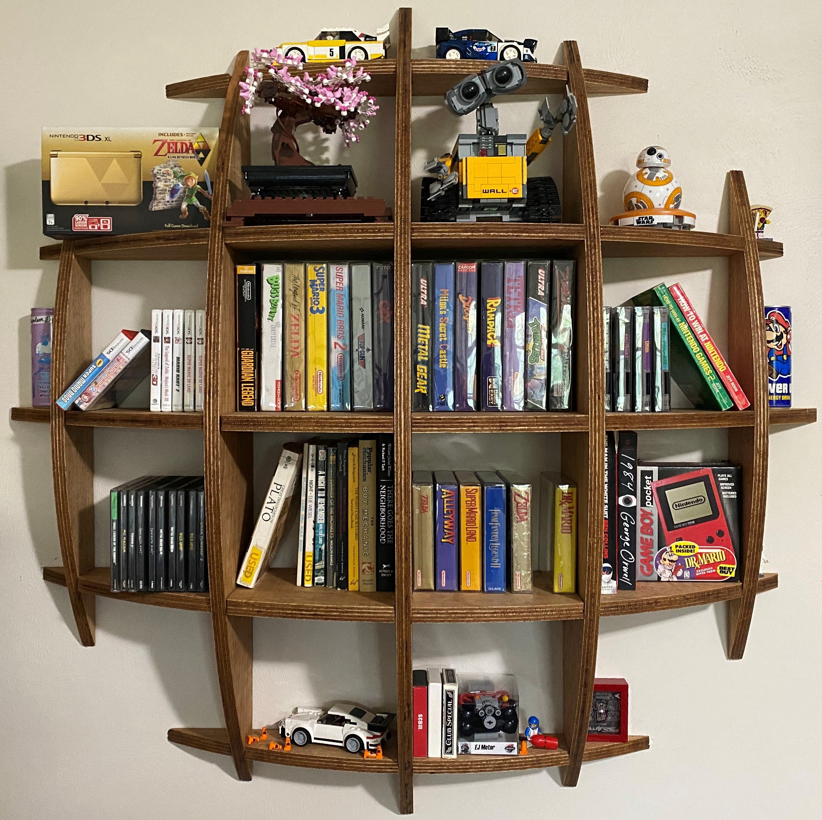 Spherical 3D Bookshelf – Ruckus Garage